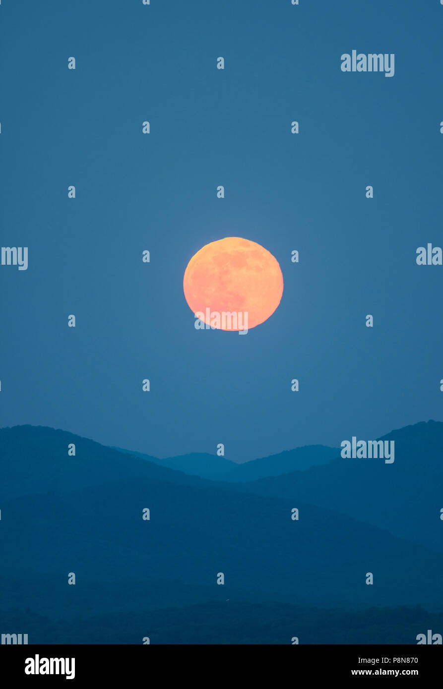 Blue ridge mountains georgia hi-res stock photography and images - Alamy