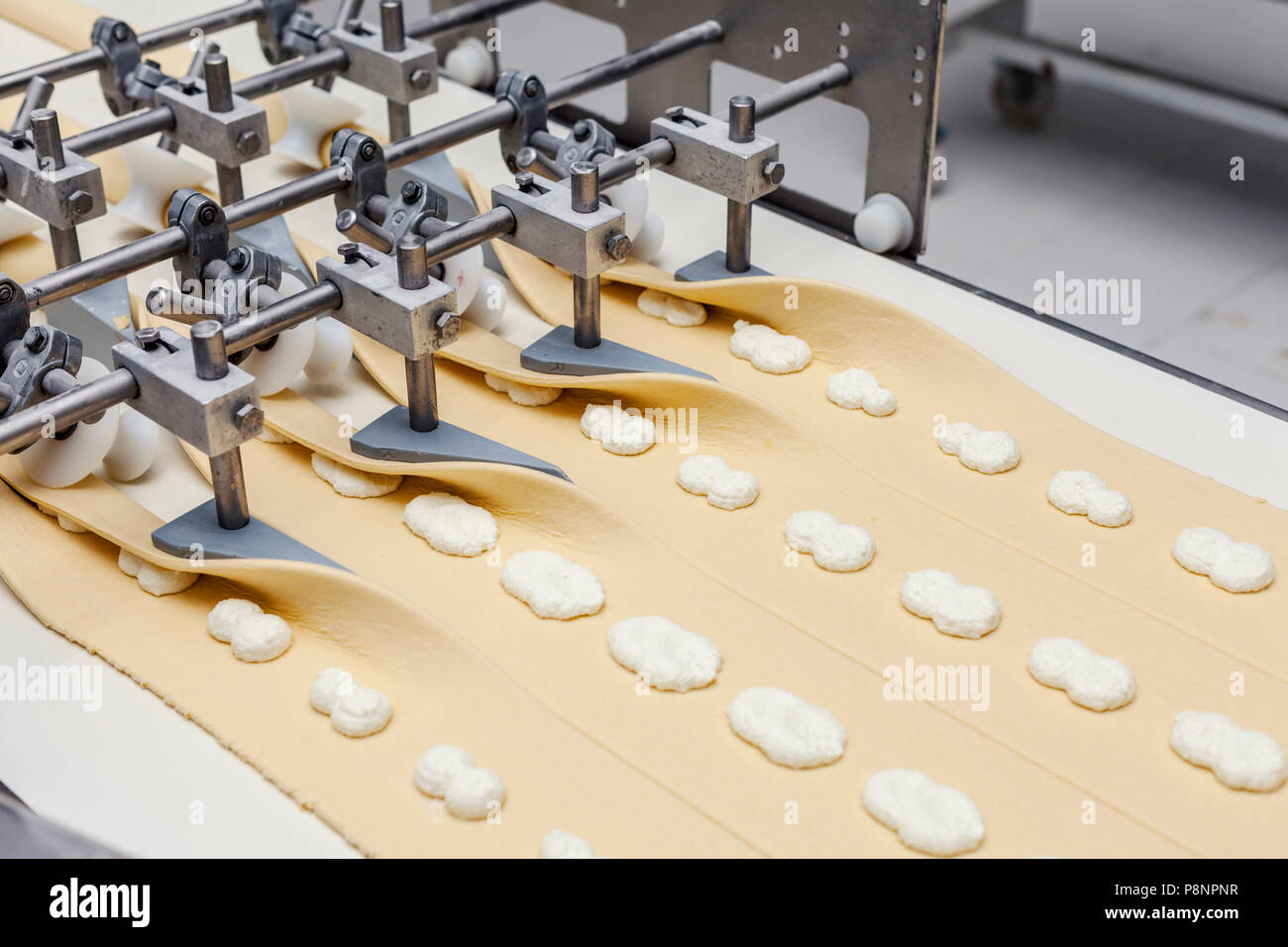 Industrial kitchen pastry shop hi-res stock photography and images - Alamy