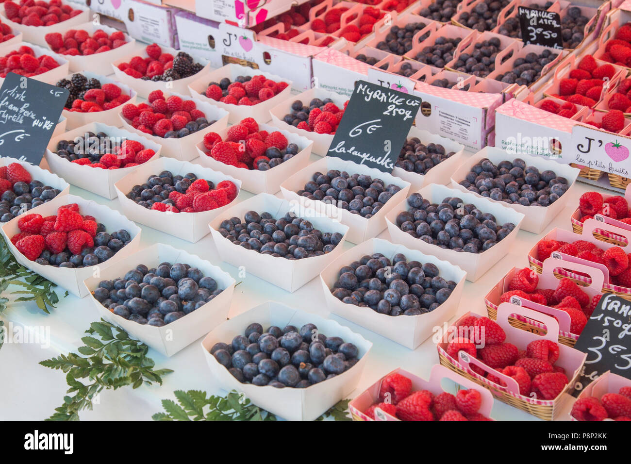 Soft fruits hi-res stock photography and images - Alamy