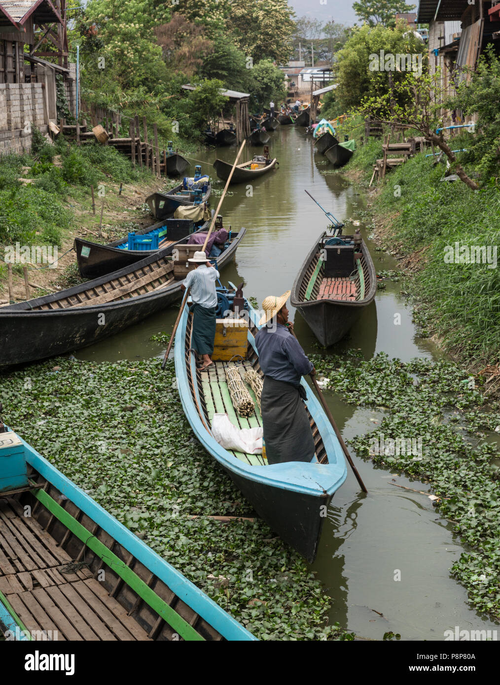 Fishermen in Narrow Boat, Lake Inle, Myanmar (Burma Stock Photo - Alamy