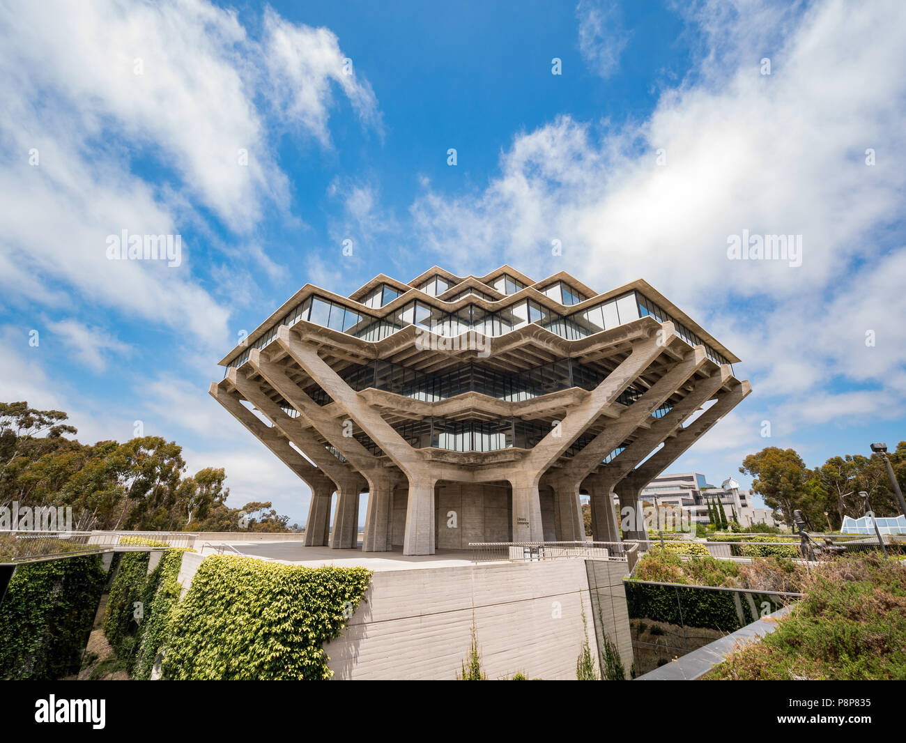Geisel library architecture hi-res stock photography and images - Alamy