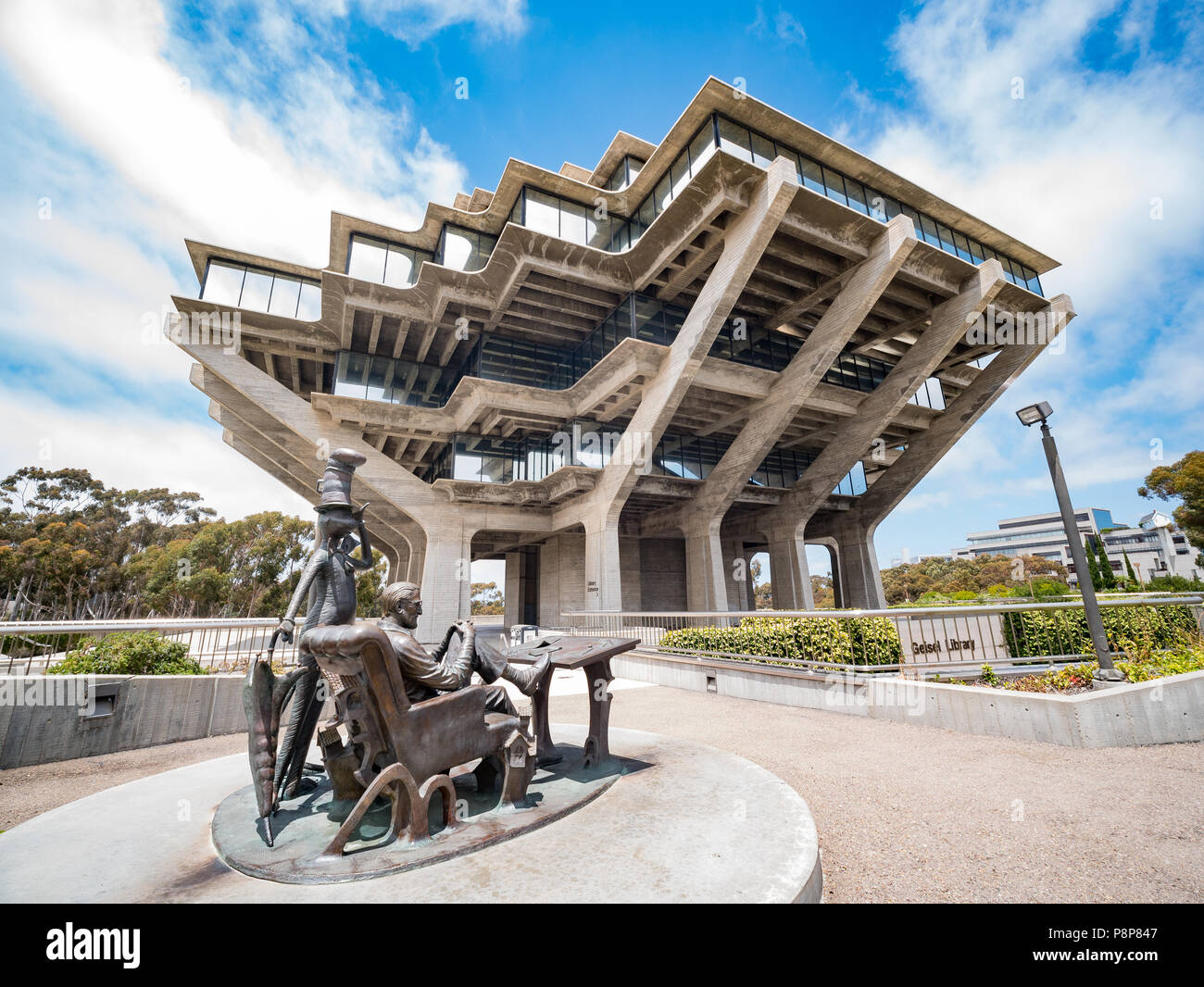 Geisel library architecture hi-res stock photography and images - Alamy