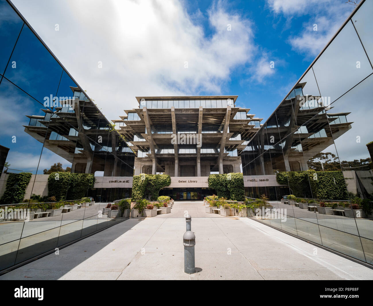 Geisel library hi-res stock photography and images - Alamy