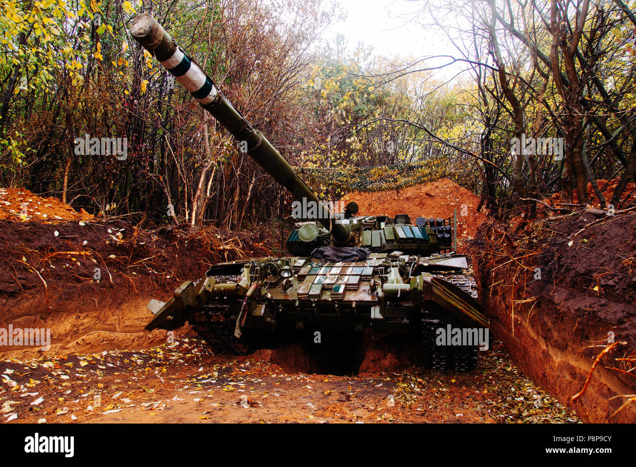 Battle field and tanks hi-res stock photography and images - Alamy