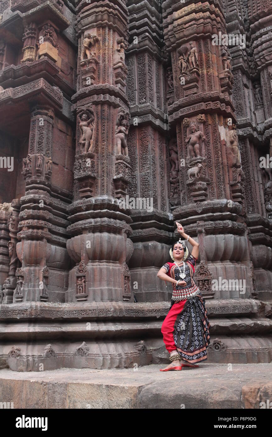 odissi is one of the eight classical dance forms of india,from the ...
