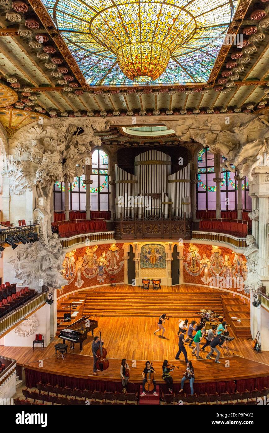 Théâtre de barcelone hi-res stock photography and images - Alamy