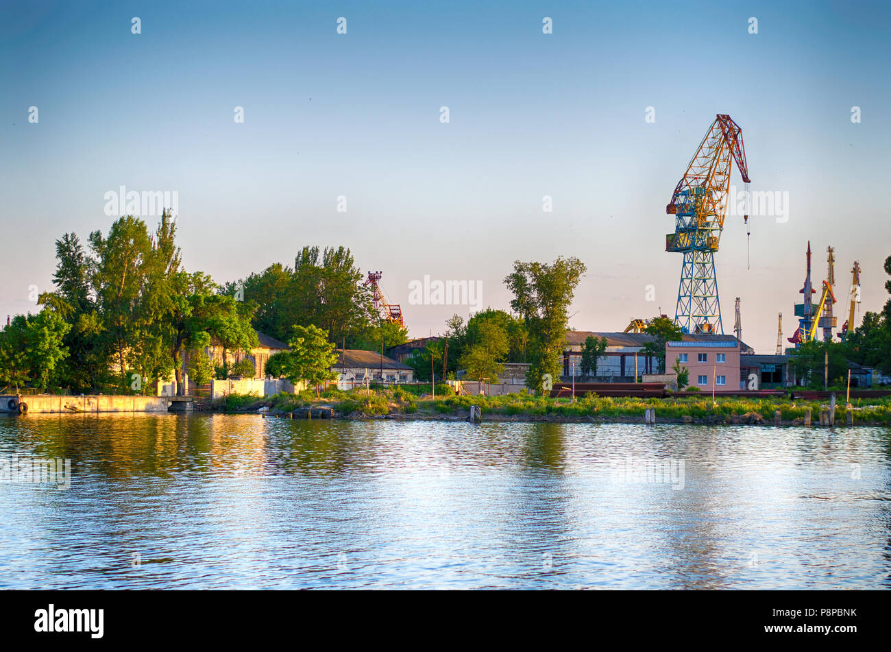 Kherson bridge hi-res stock photography and images - Alamy