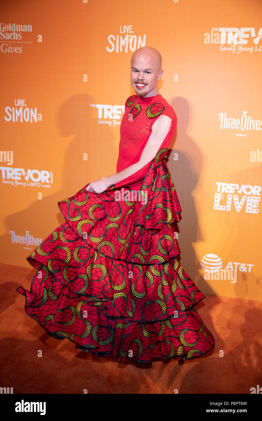 Sam Brinton's Instagram, Twitter & Facebook on IDCrawl