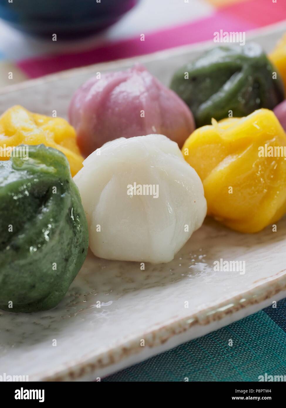 Korean food Songpyeon, Honey-filled Rice Cake Stock Photo - Alamy