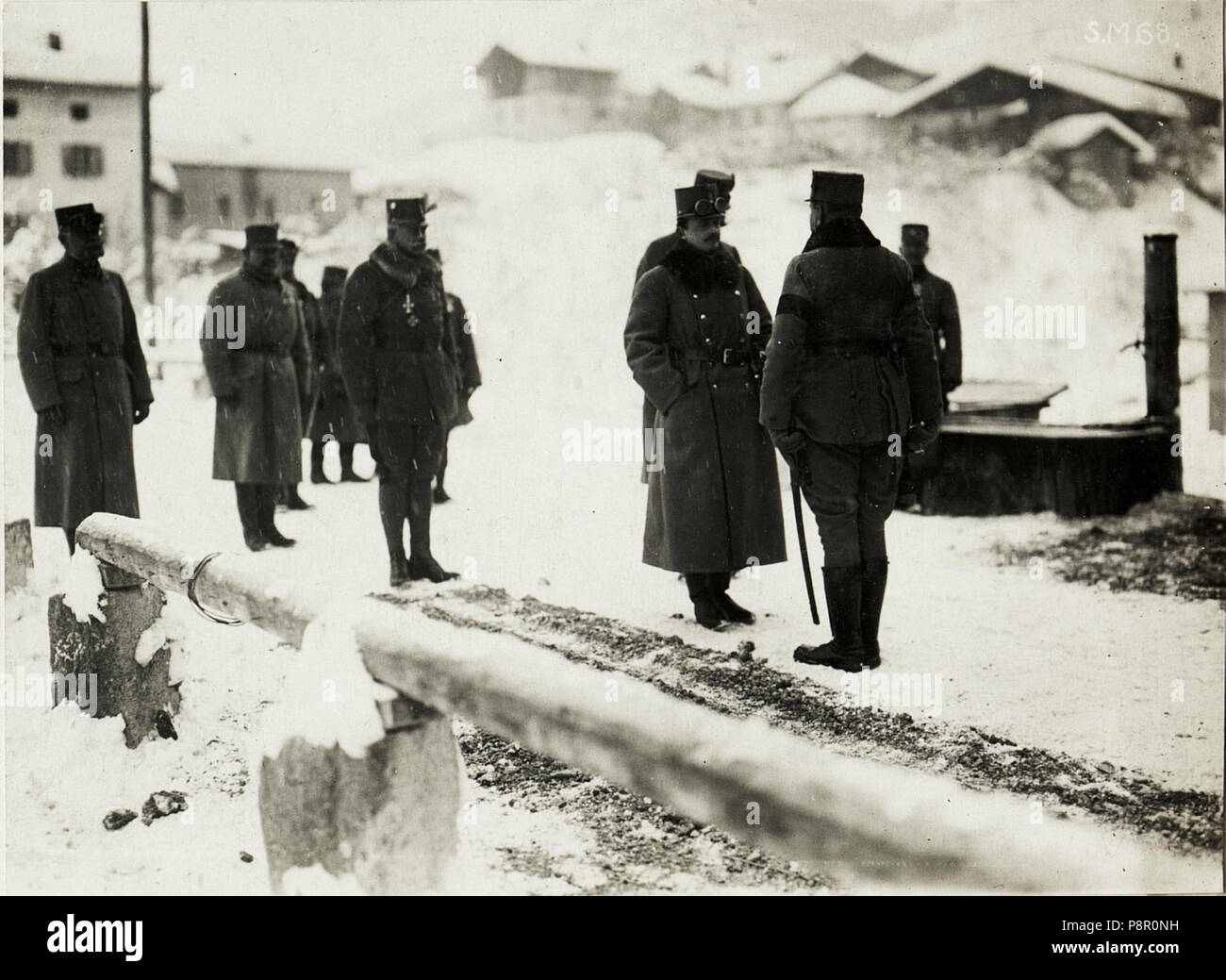 . 357 Kaiser Karl I., Besuch in Panchaia, Meldung der Offiziere und ...