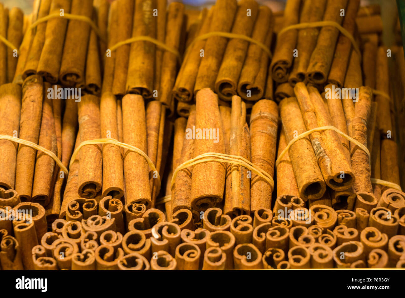 Bundles of Cinnamon sticks in stock Stock Photo - Alamy