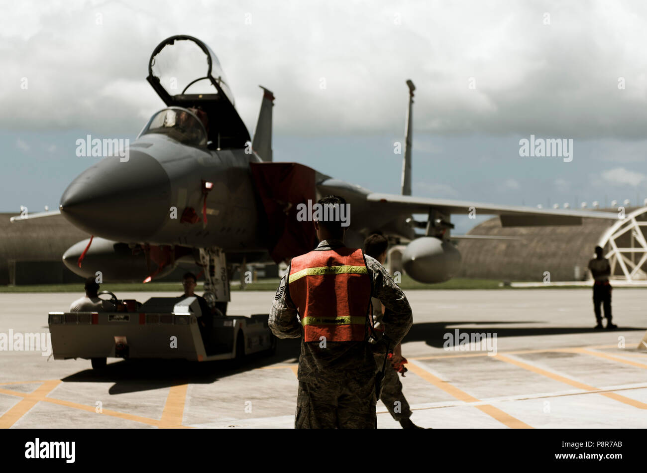Of the 18th aircraft maintenance squadron hi-res stock photography and ...