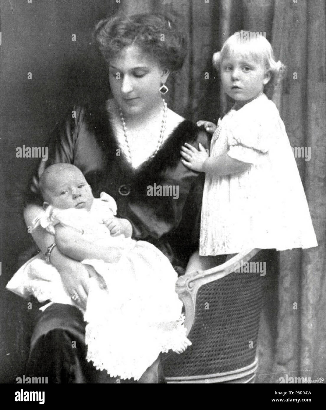 Maria con infante hi-res stock photography and images - Alamy