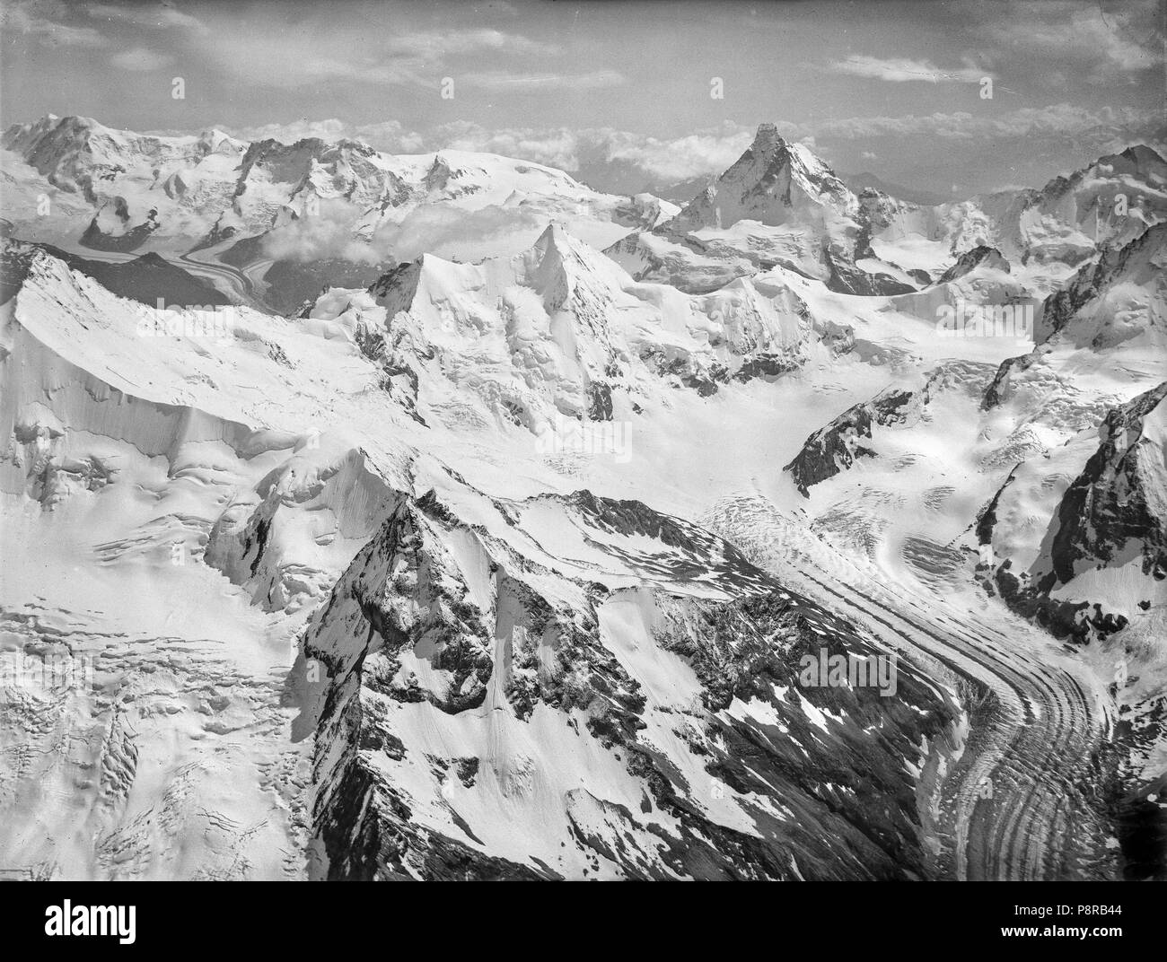 Walliser alpen hi-res stock photography and images - Alamy