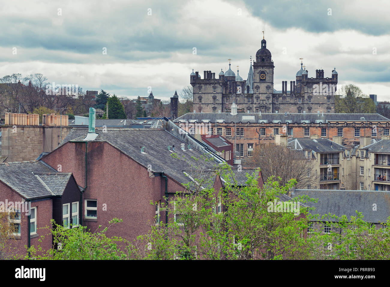 Old town Edinburgh with classic Scottish buildings on King Stables Road ...