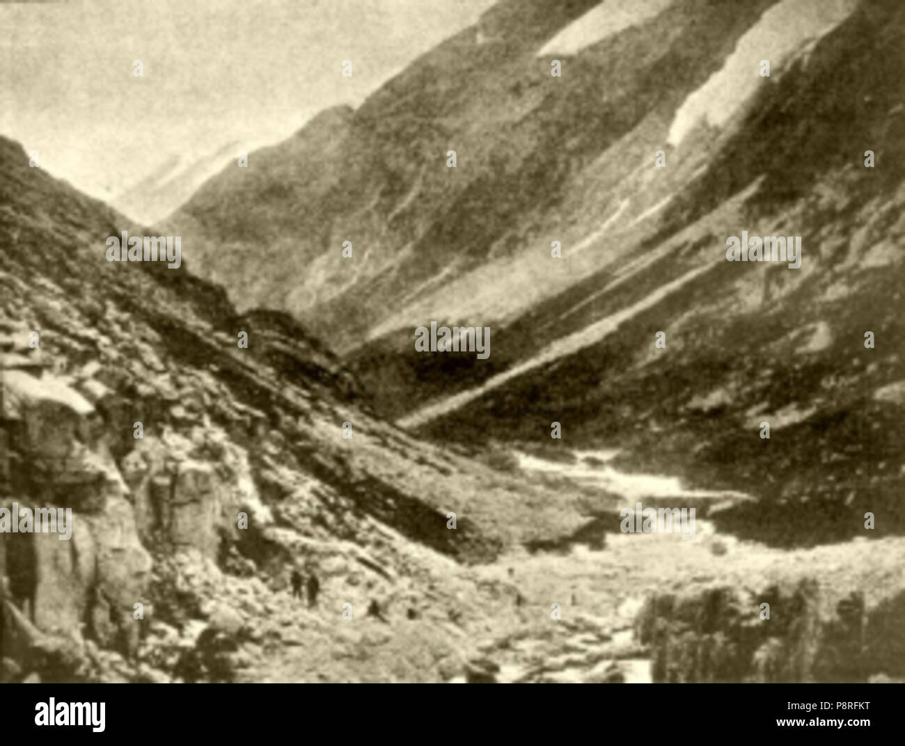 . 4 'The Golden Volcano' by George Roux 23 Stock Photo - Alamy