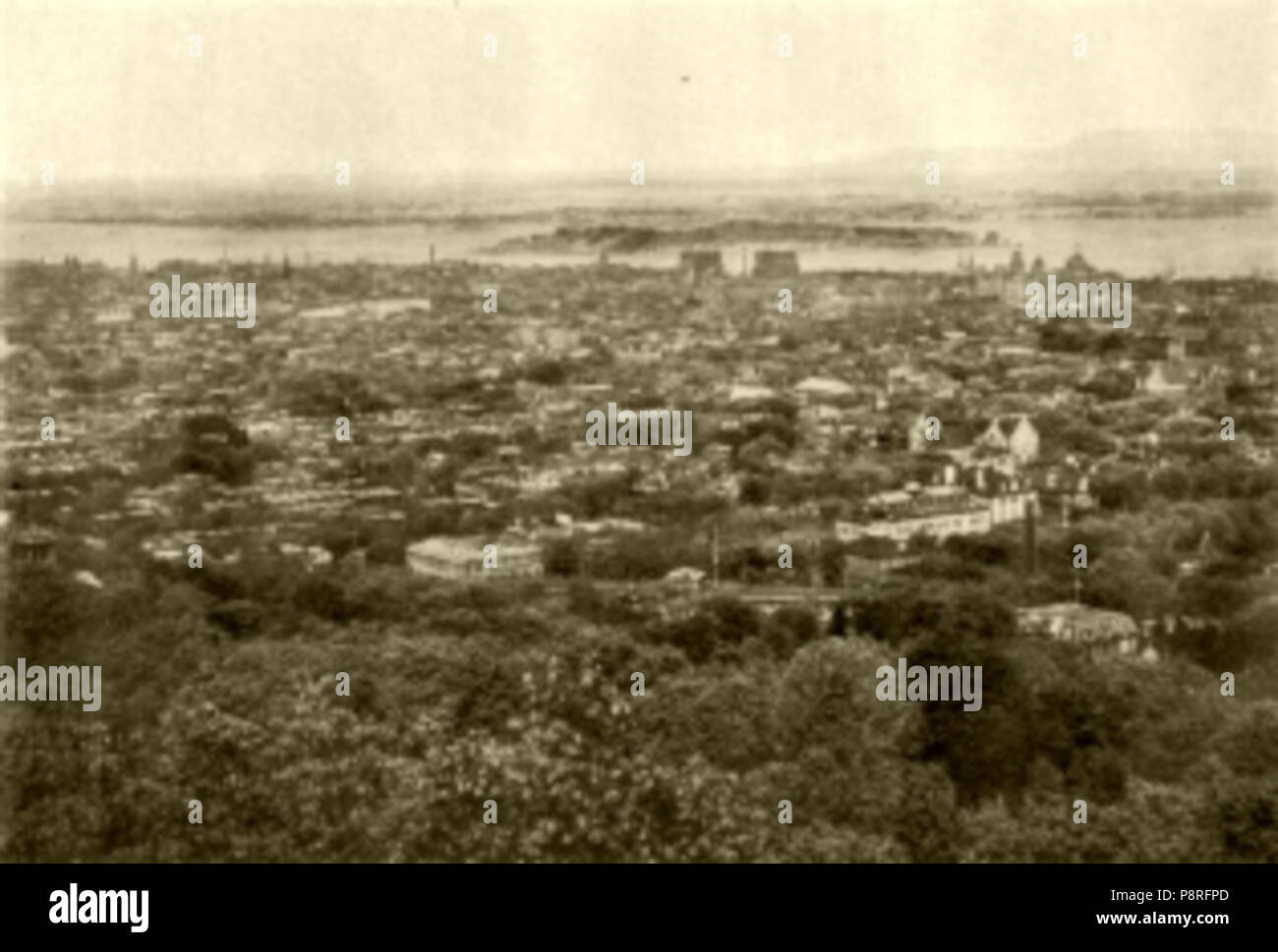 . 4 'The Golden Volcano' by George Roux 62 Stock Photo - Alamy