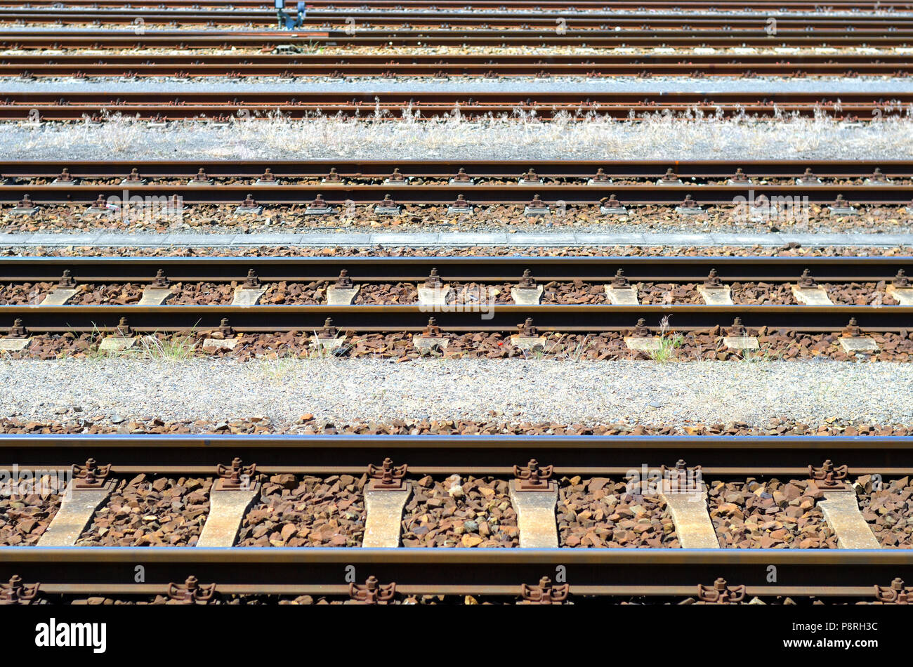 Elevated freight railway hi-res stock photography and images - Alamy