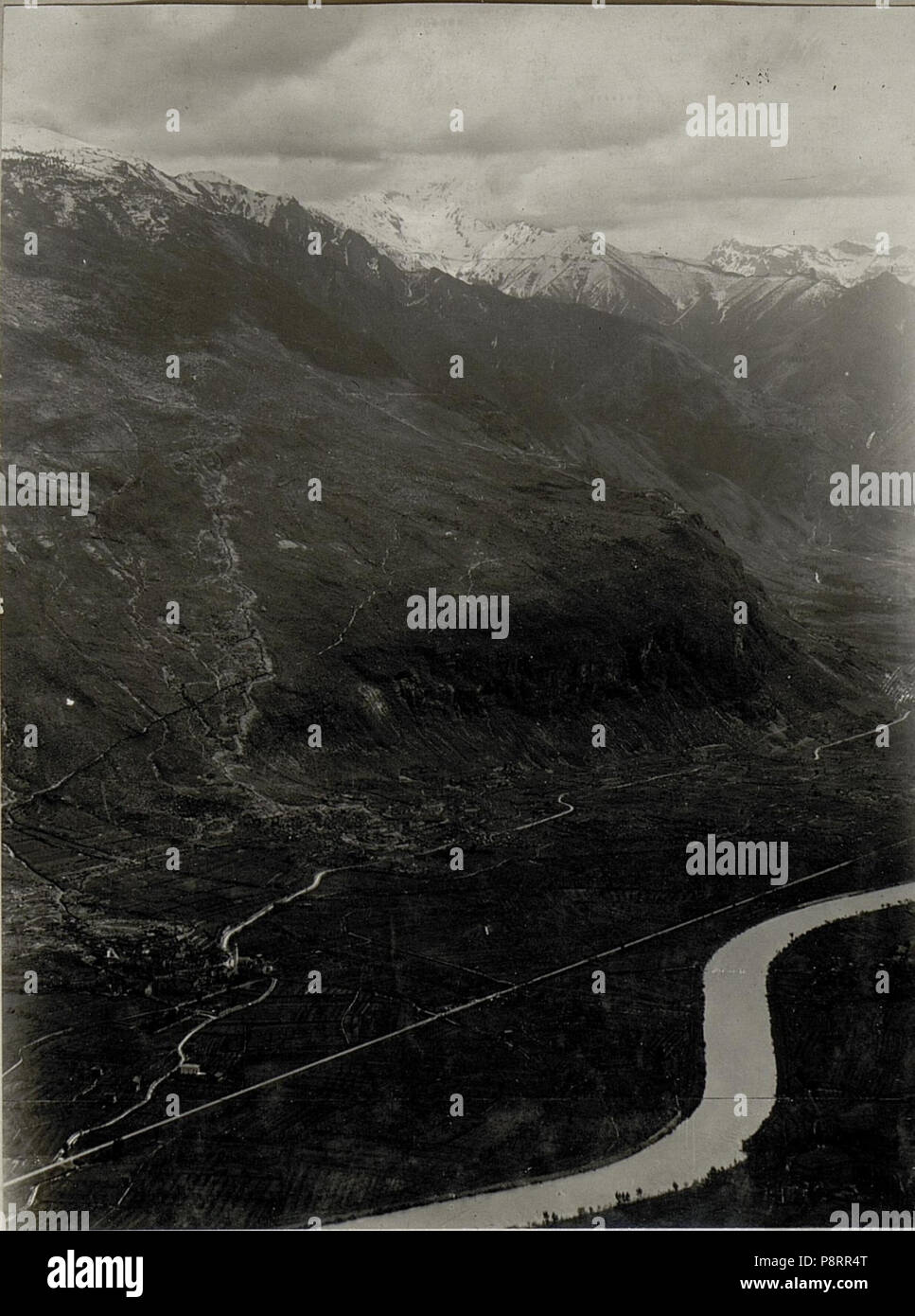 Military_landscape hi-res stock photography and images - Alamy