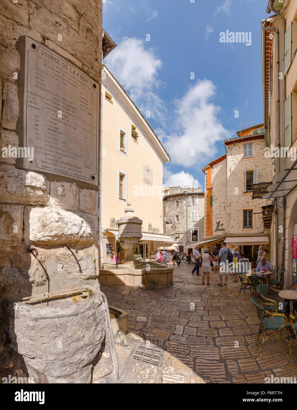 Foux hi-res stock photography and images - Alamy