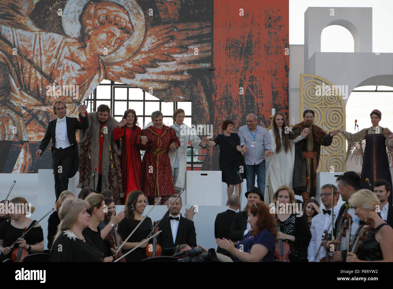 St. Petersburg, Russia - July 12, 2018: Actors bowing after performance ...