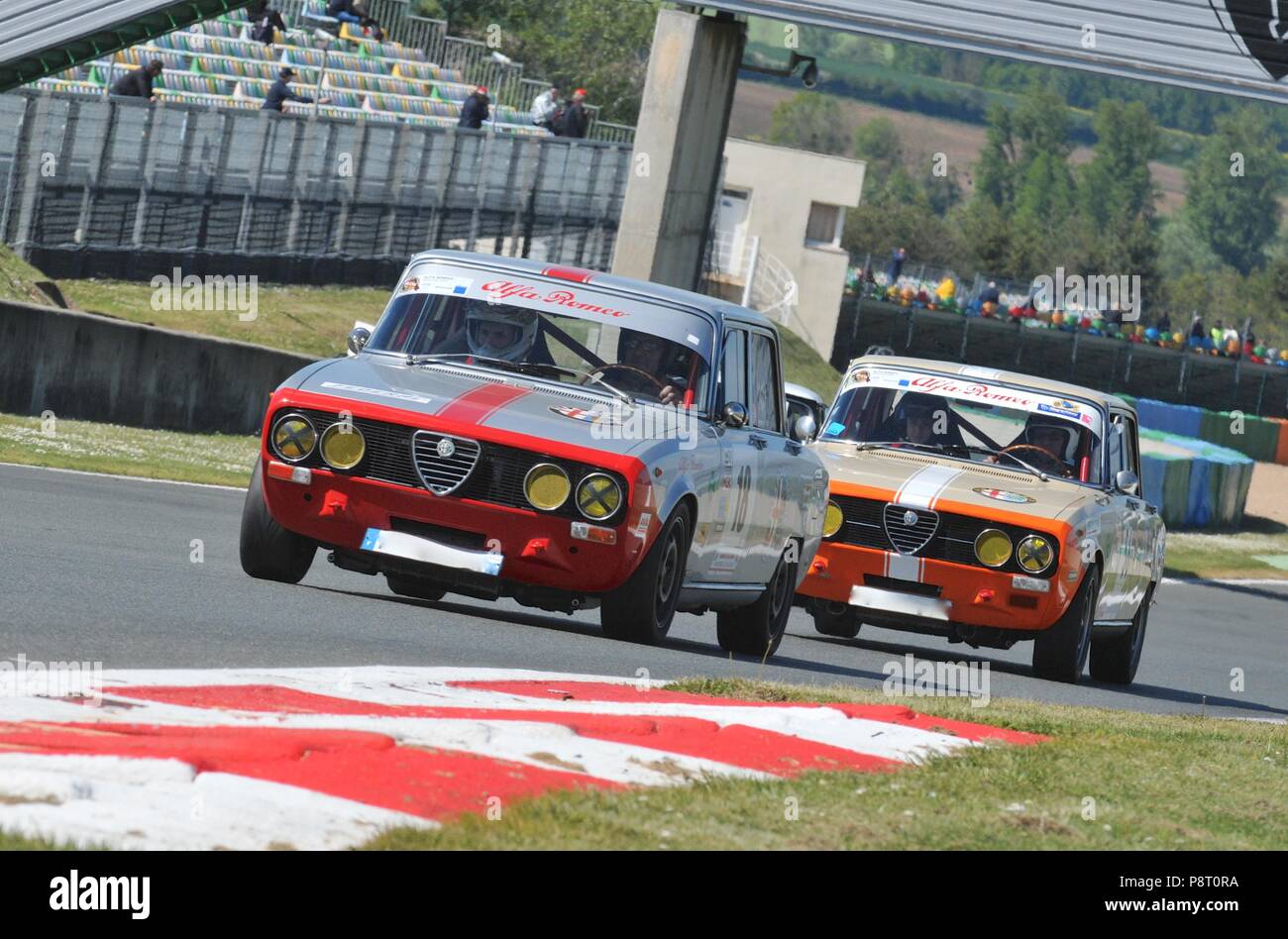 two Alfa Romeo Berlina 2000 on track Stock Photo - Alamy