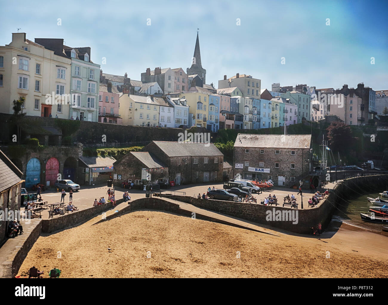 Tenby holiday resort hi-res stock photography and images - Alamy