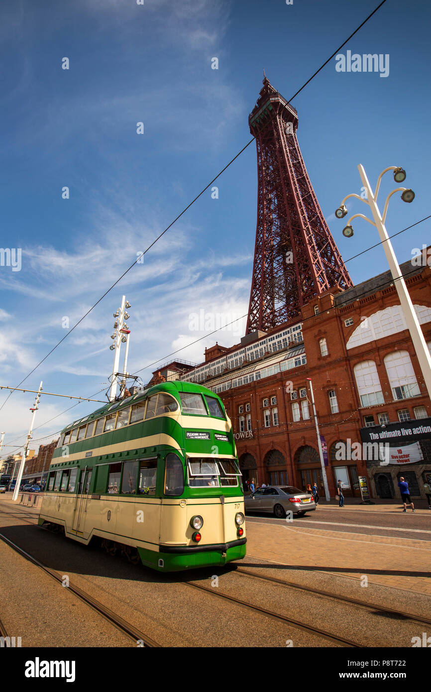 Blackpool trams hi-res stock photography and images - Alamy