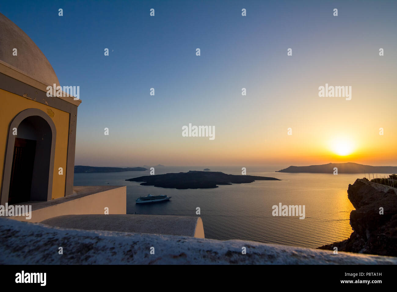 Elevated incredibly romantic sunset scene on Santorini. Fira, Greece ...