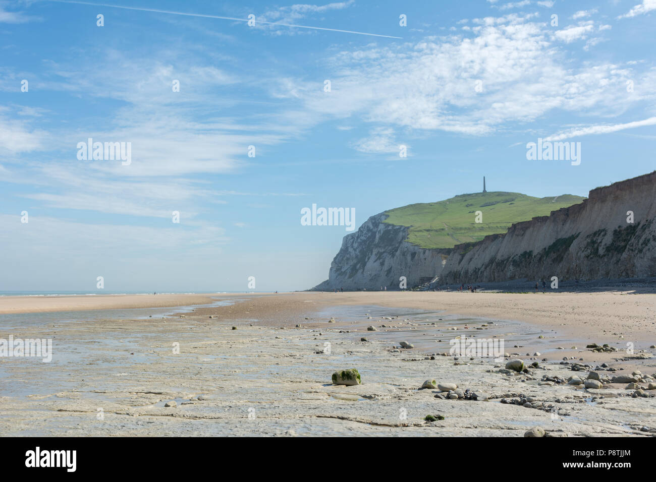 Cape blanc nez beach with cliffs, Cote d'opal, France Stock Photo - Alamy