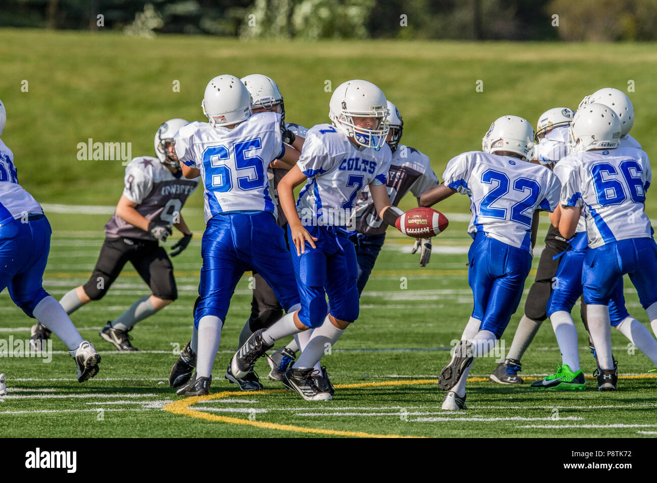 High school football team canada hi-res stock photography and images ...