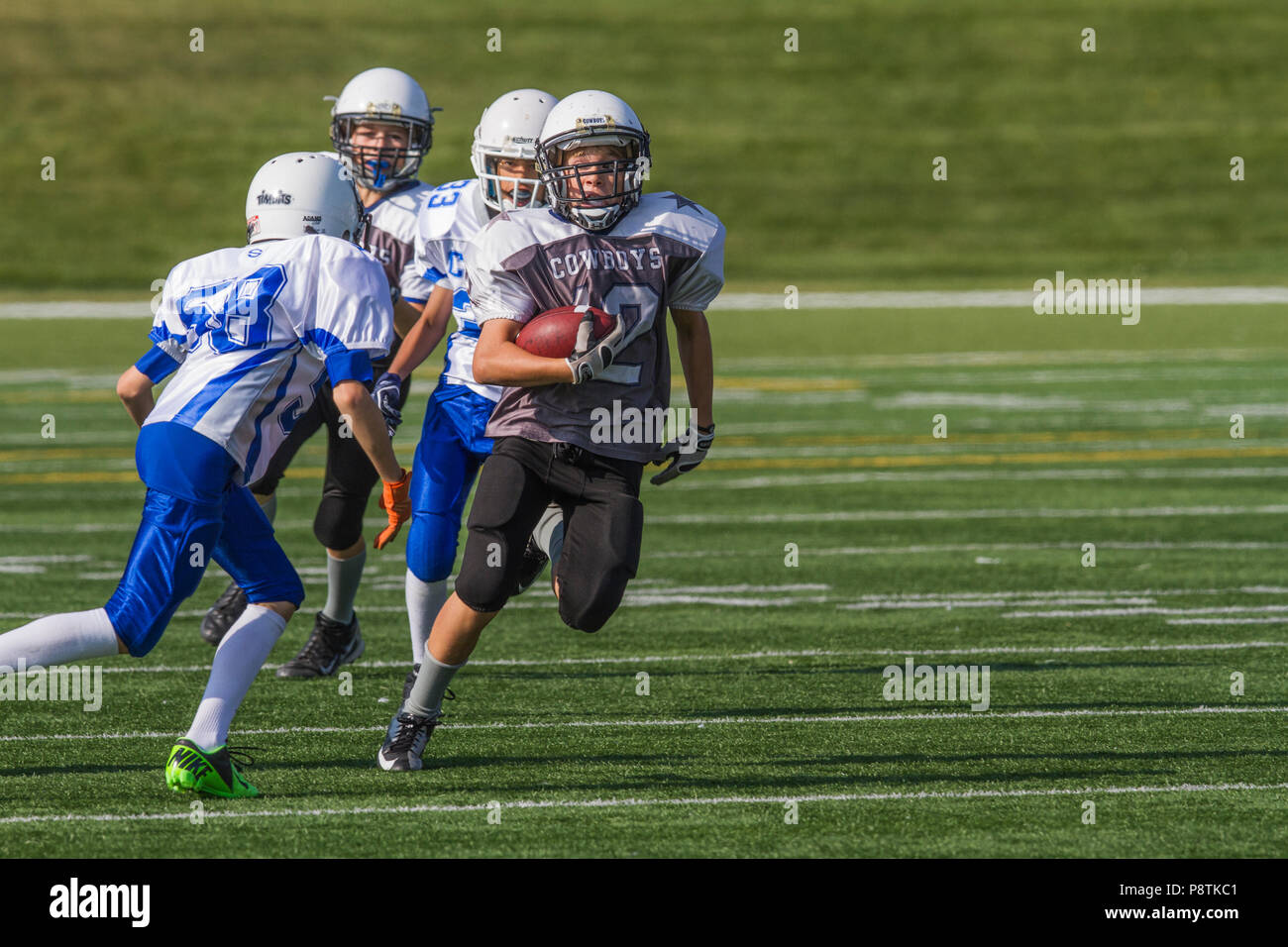 High school football photos hi-res stock photography and images - Alamy