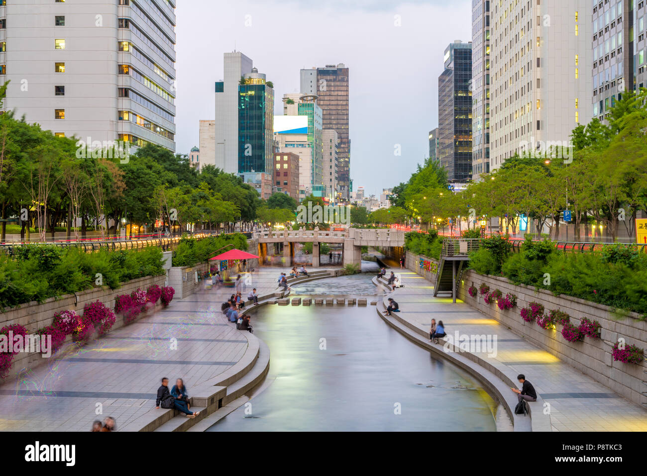 Cheonggyecheon Park Park River Seoul High Resolution Stock Photography ...