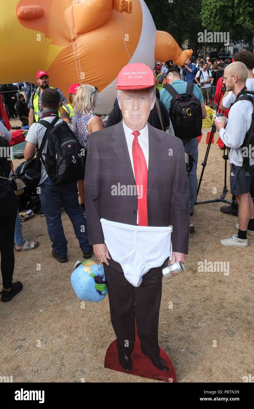 London 13th July 2018: A six metre high helium filled inflatable of ...