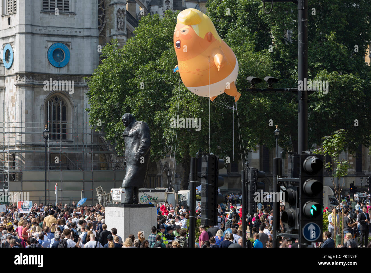 Westminster abbey trump balloon hi-res stock photography and images - Alamy