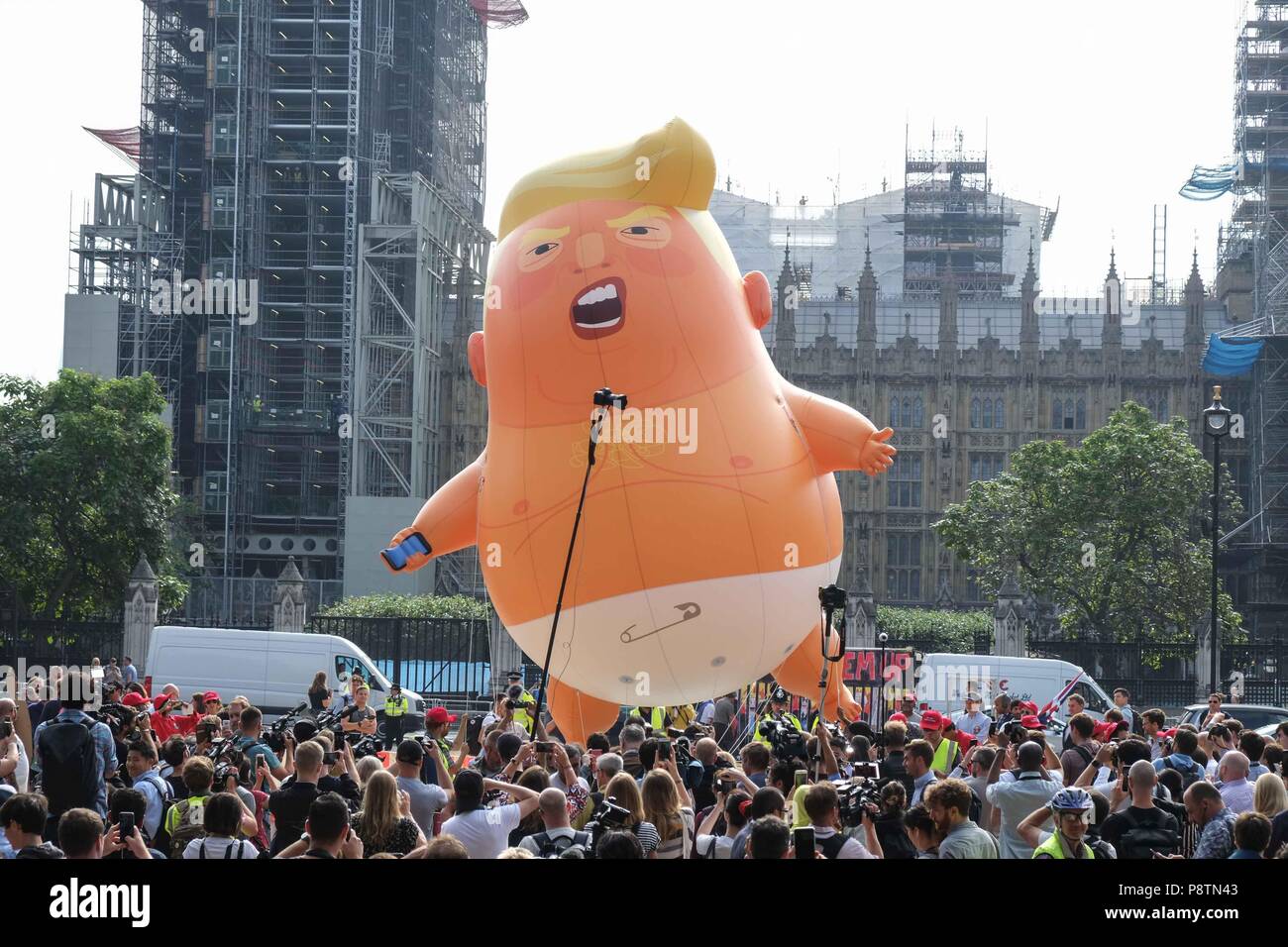 London 13th July 2018: A six metre high helium filled inflatable of ...