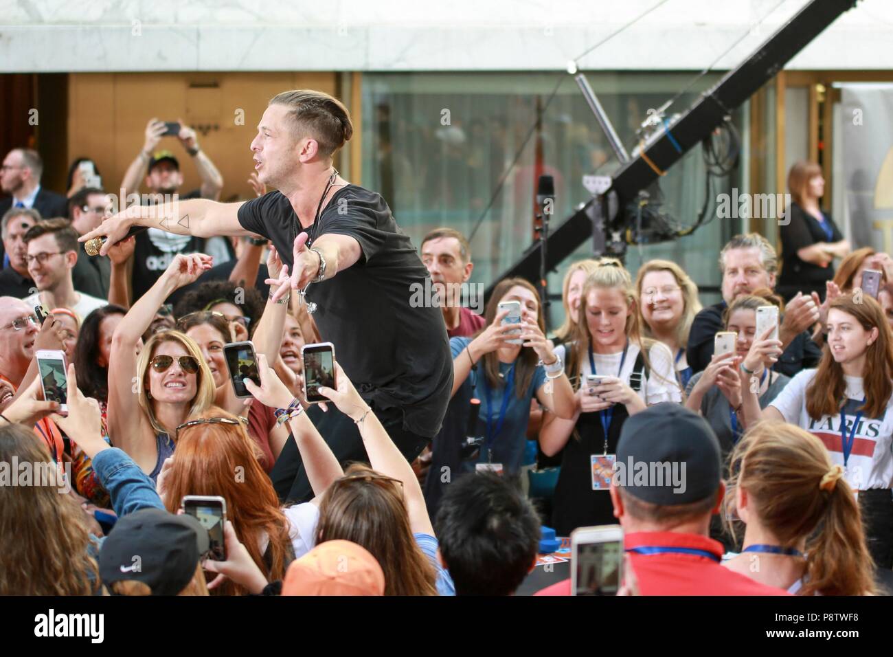 Onerepublic Ryan Tedder High Resolution Stock Photography and Images ...