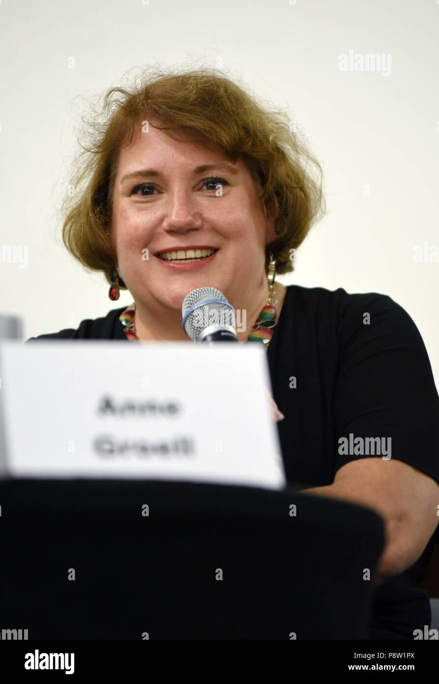 Anne groell hi-res stock photography and images - Alamy