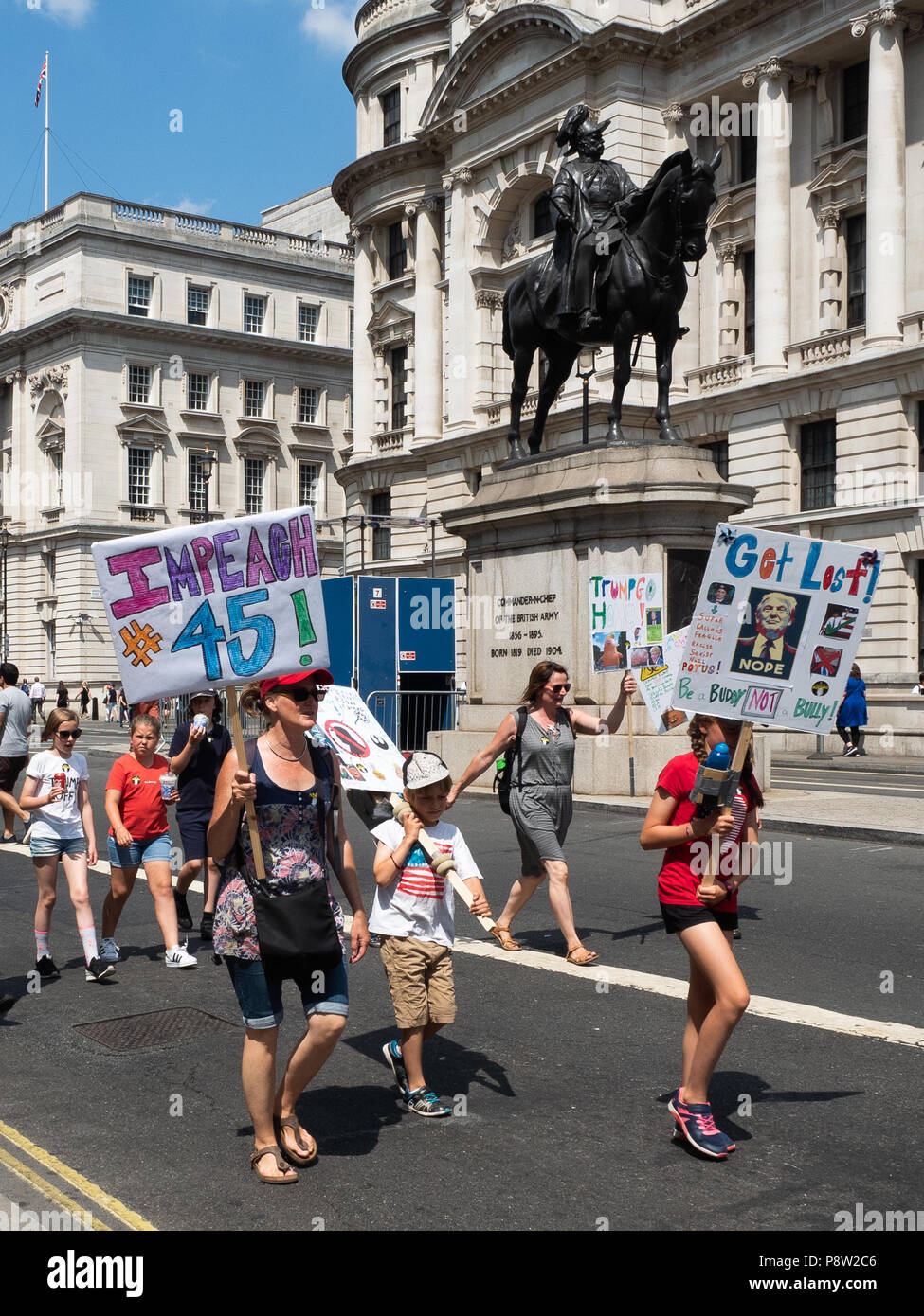London, UK. 13th July 2018. Thousands of protesters are peacefully ...
