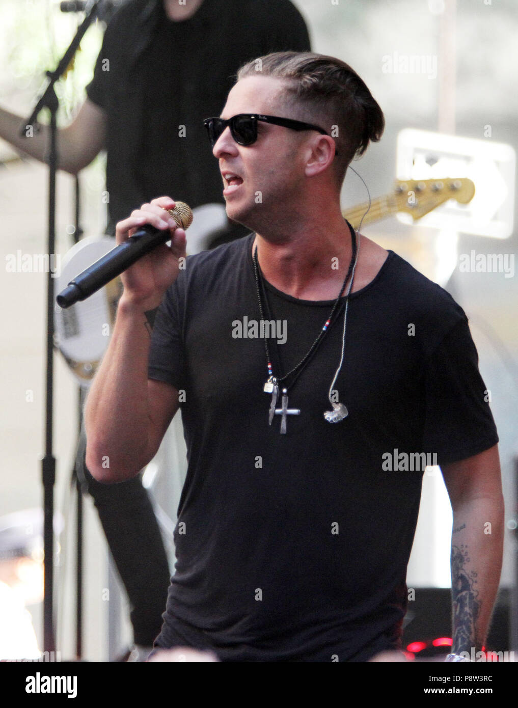 Ryan tedder hi-res stock photography and images - Alamy