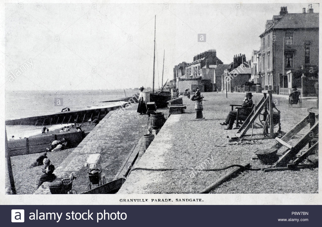 Sandgate hi-res stock photography and images - Alamy