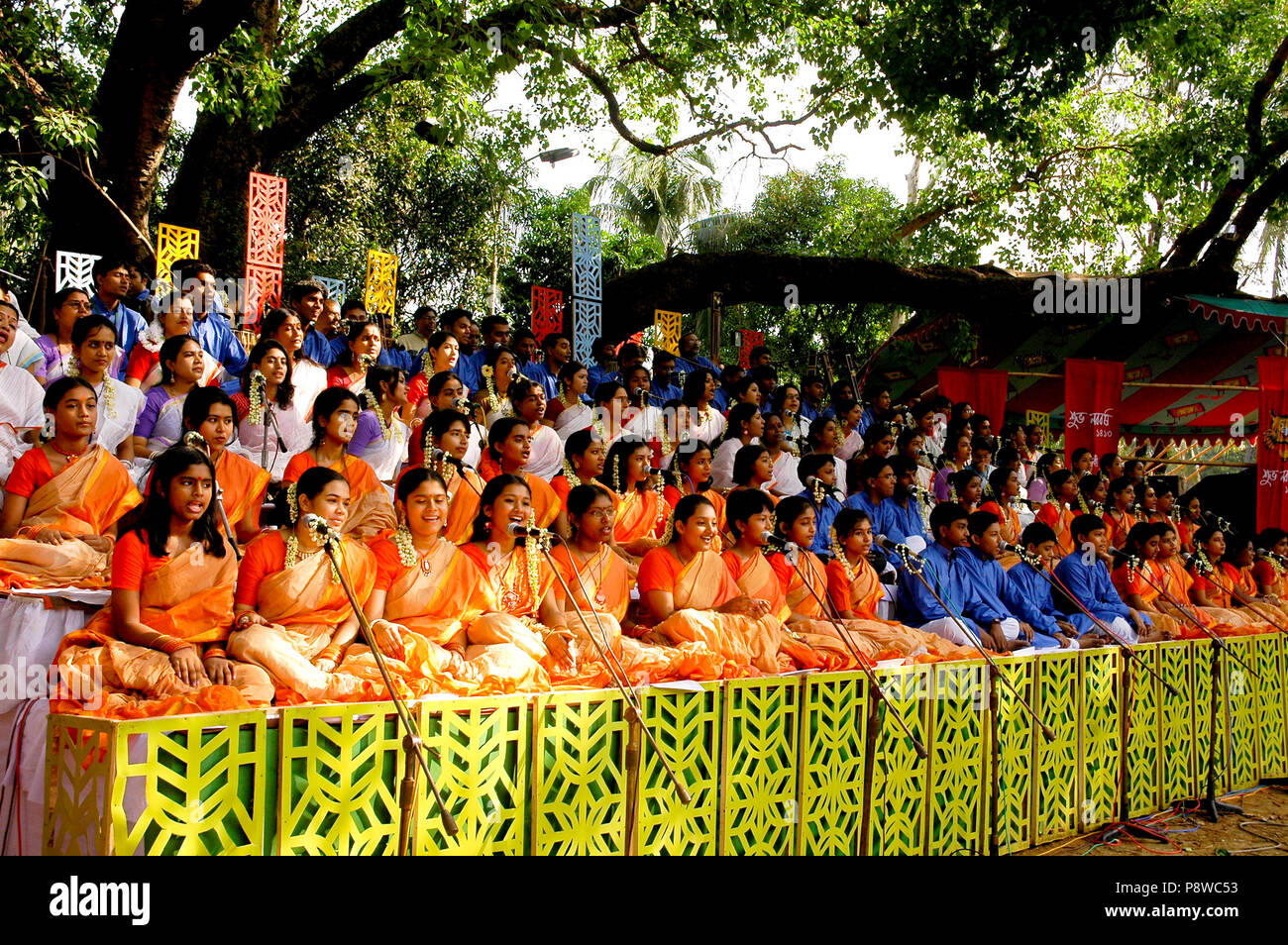 Chhayanaut's singers render songs welcoming the Bangla New Year 1413 at ...