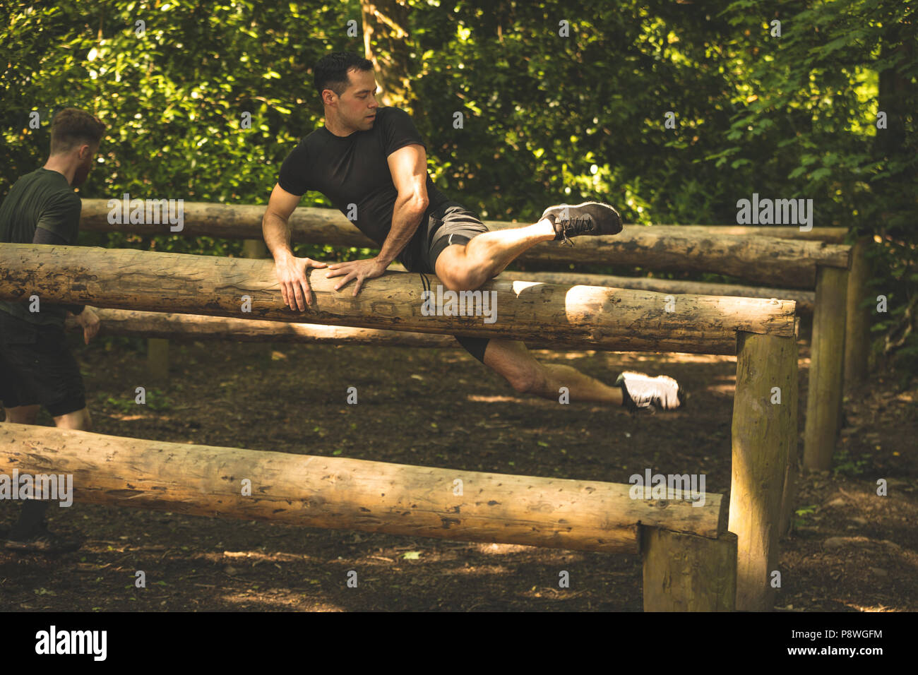 Army physical fitness competition hi-res stock photography and images ...