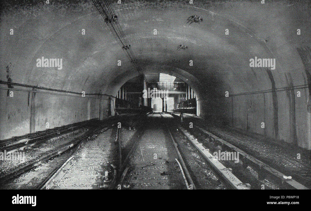 116th street subway hi-res stock photography and images - Alamy