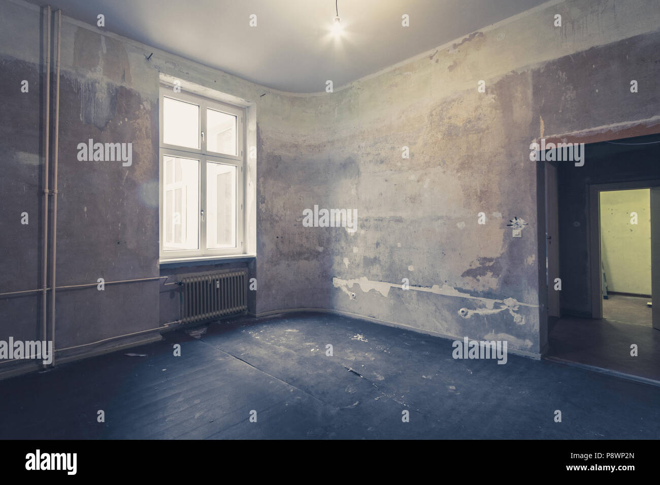 Empty cement room hi-res stock photography and images - Alamy