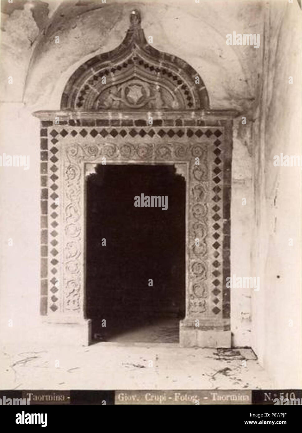 Crupi hi-res stock photography and images - Alamy