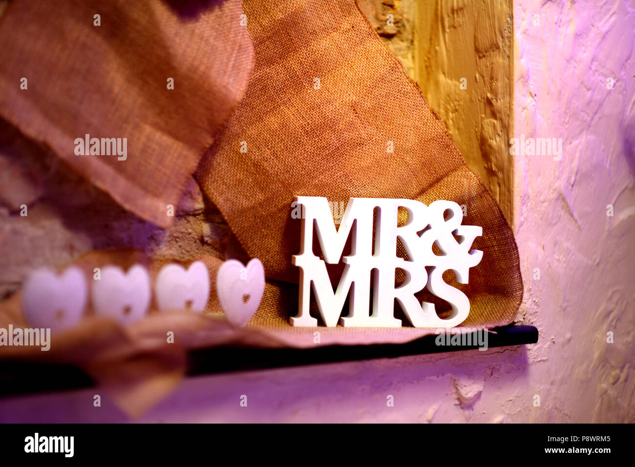 Reception counter sign hi-res stock photography and images - Alamy