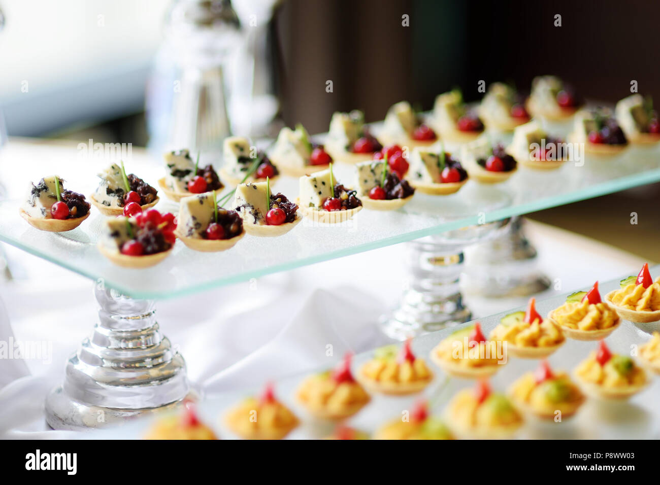 Small plates dinner party hi-res stock photography and images - Alamy