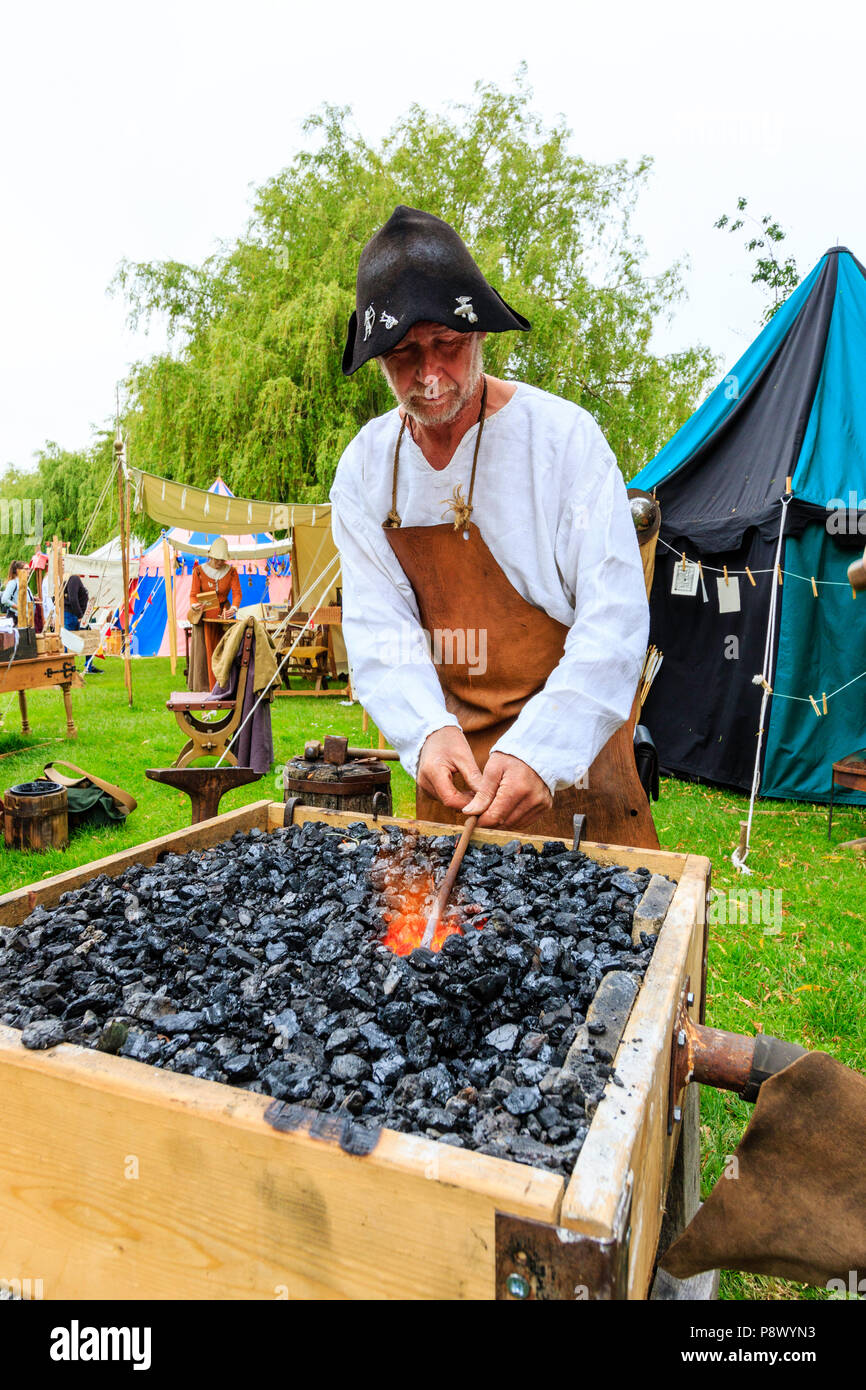 Weapons forge hi-res stock photography and images - Alamy