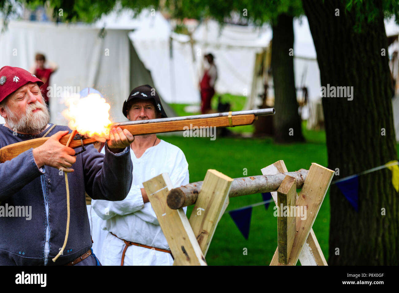 Arquebus 16th century hi-res stock photography and images - Alamy